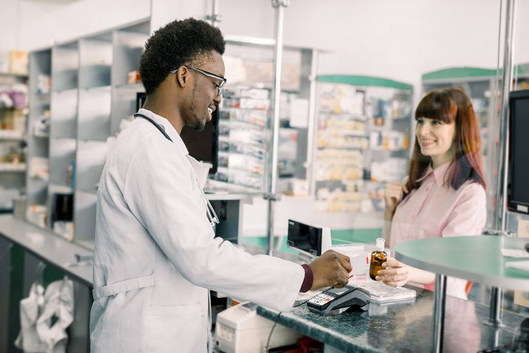 6 Skills You Need to Succeed as a Pharmacy Assistant - International ...
